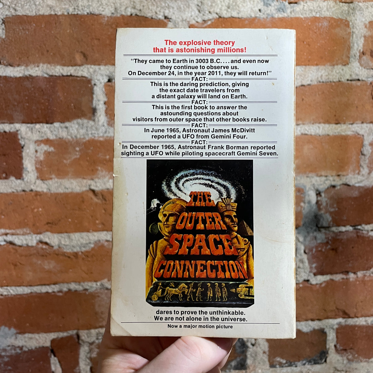 The Outer Space Connection - Alan and Sally Landsburg - 1975 Bantam Bo ...