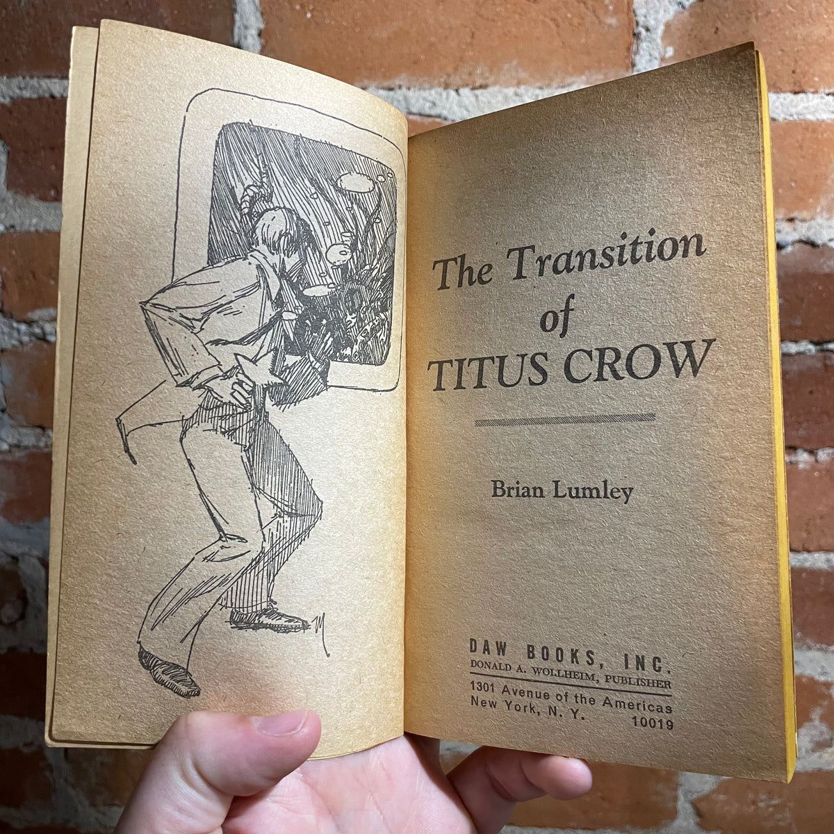 The Transition of Titus Crow - Brian Lumley - 1975 Michael Whelan Cove ...